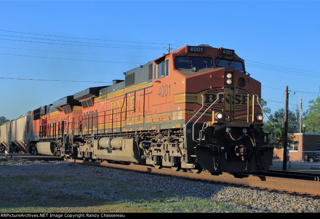 BNSF 4001